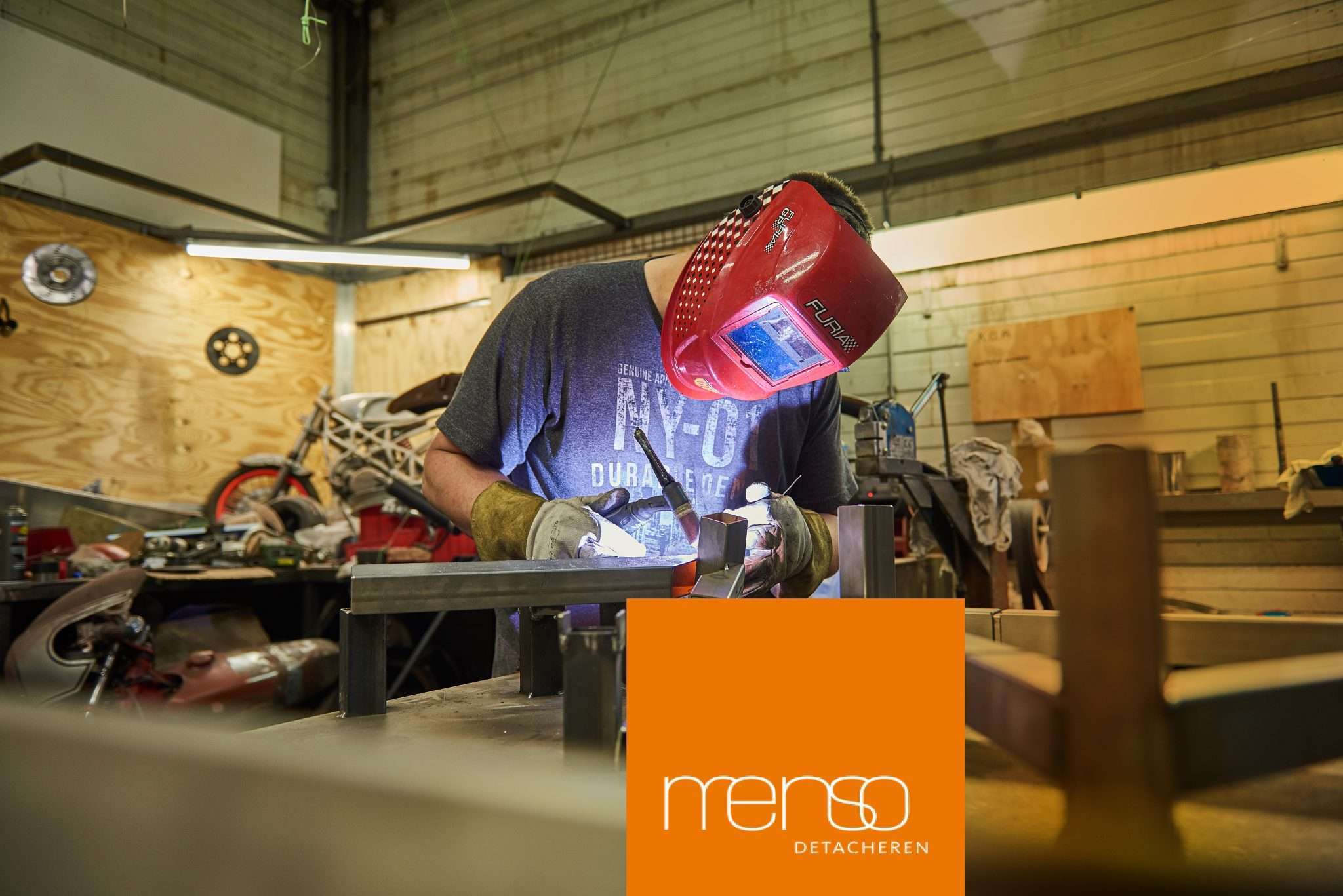 Menso Detacheren - Menso